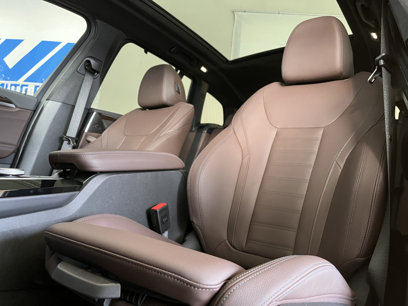 新入庫車情報【X3】 | ケーエムオートワークス